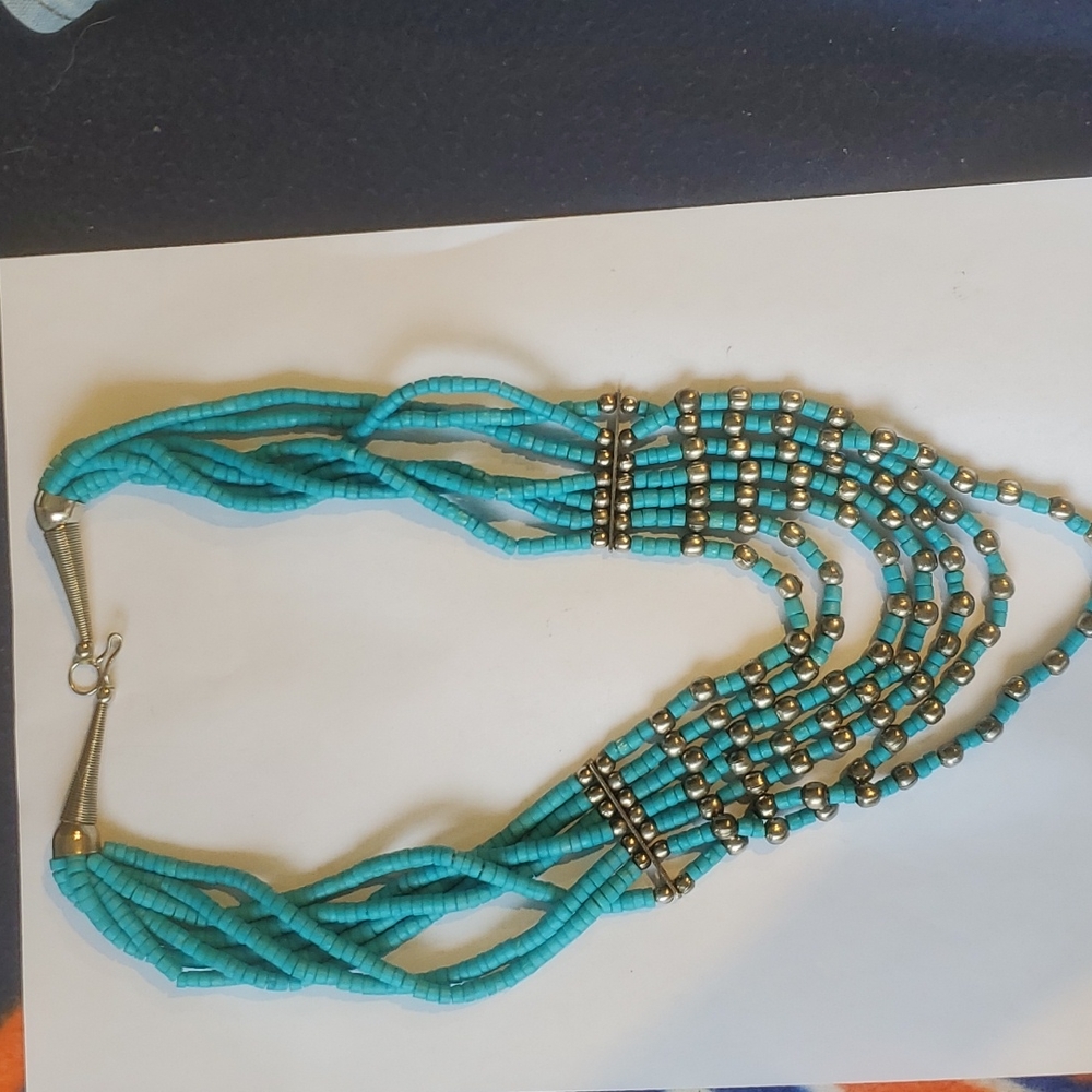 Pucca Shelled Layered Neclace - Gem